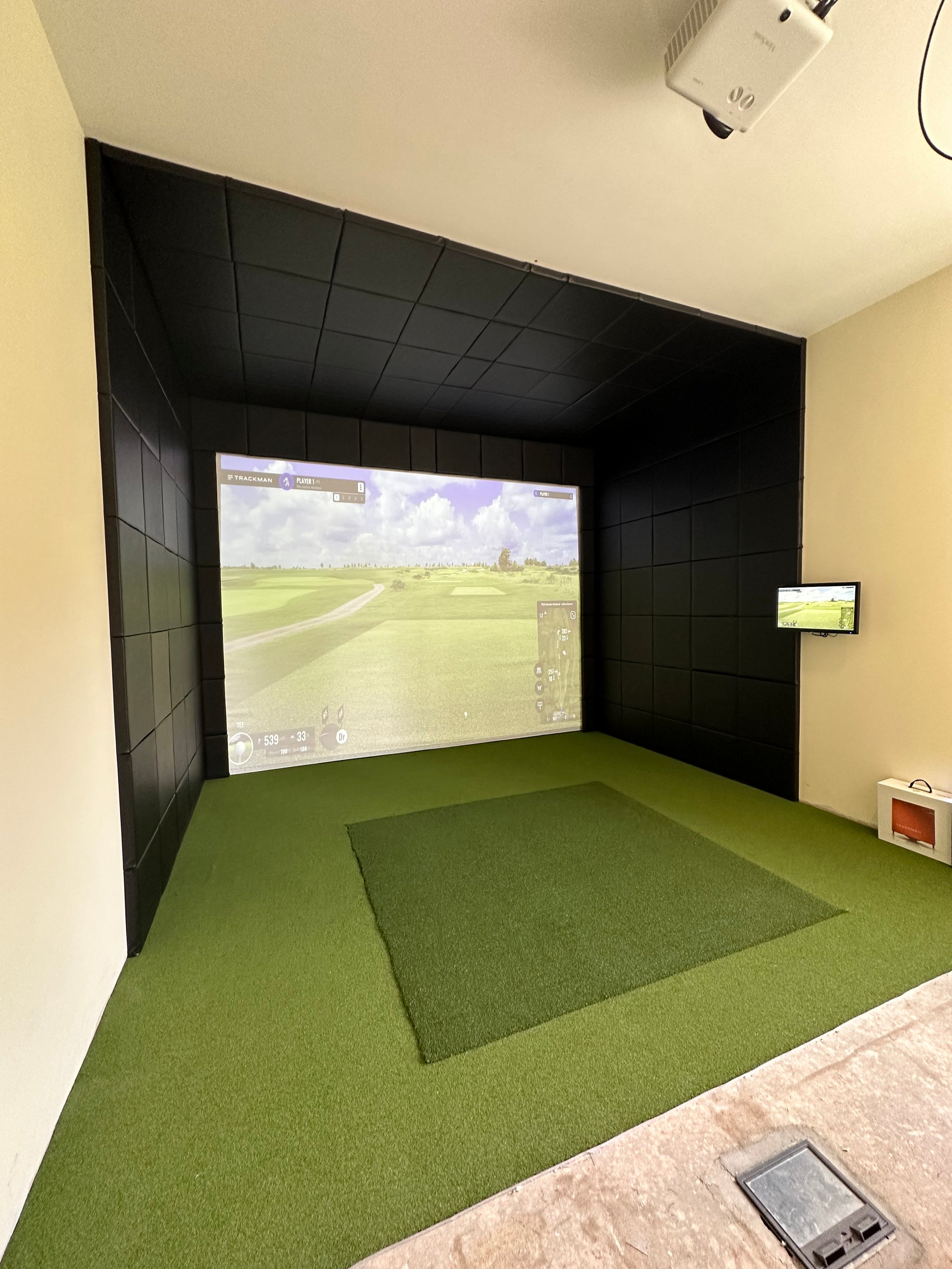 Golf Simulator Garden Cabins – GolfbaysUSA